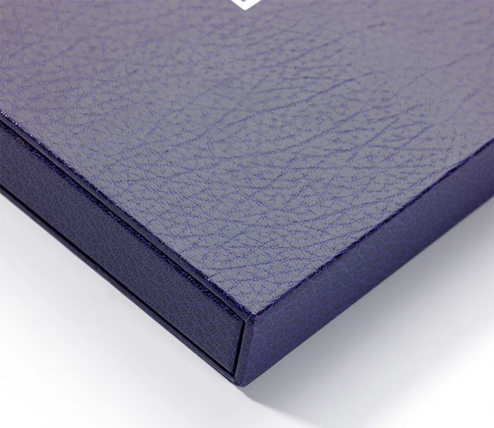 Masters | Clamshell boxes