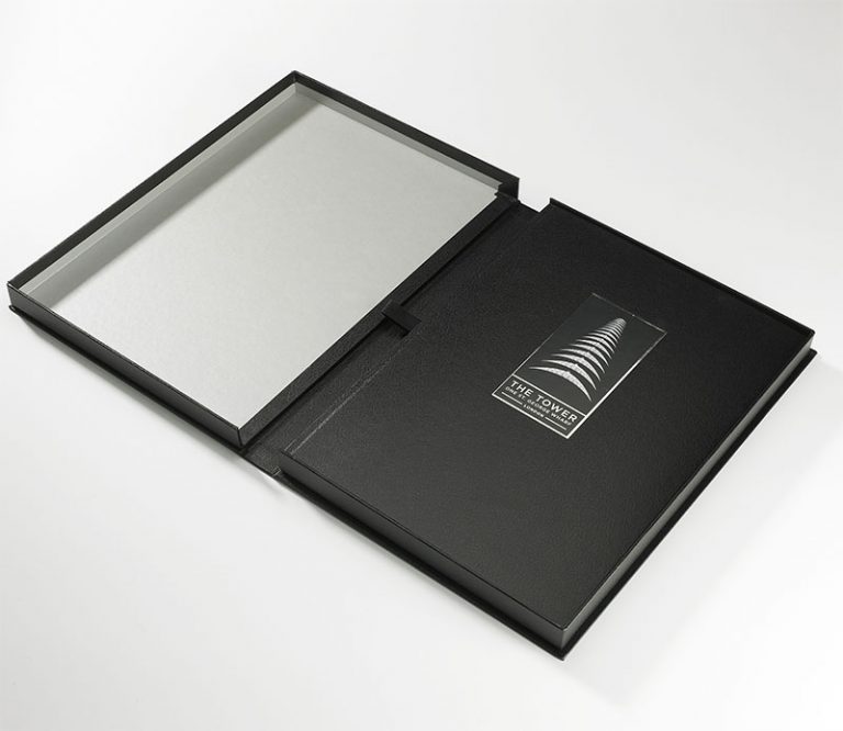 Masters | Clamshell boxes